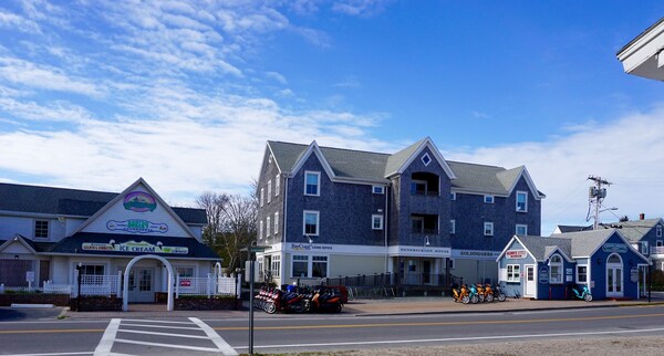 The Hendrickson House - Block Island, RI