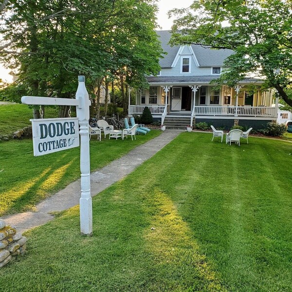 Dodge Cottage - Block Island, RI