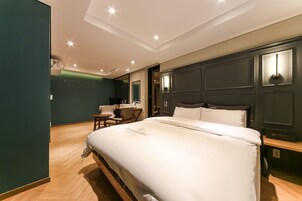 VIP | Secretária, Wi-fi grátis, roupa de cama fornecida 