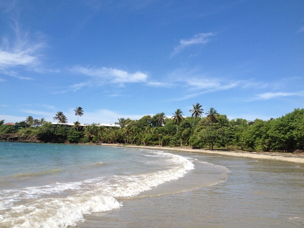 Two Bays Beach Villa Apartment And Studios - Grenada