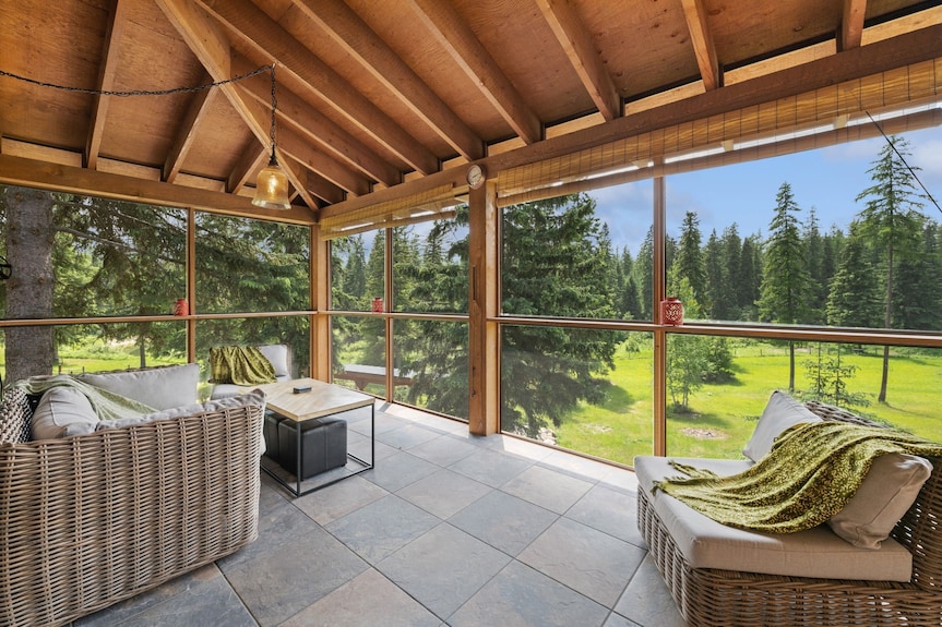 Spencer Mountain Cabin, Hiking, Biking, Skiing, Swimming, Fishing - Glacier National Park