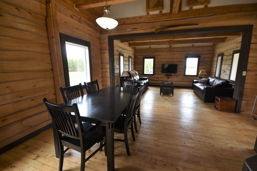 Timberland Lodges - Aspen Lodge - Saskatchewan