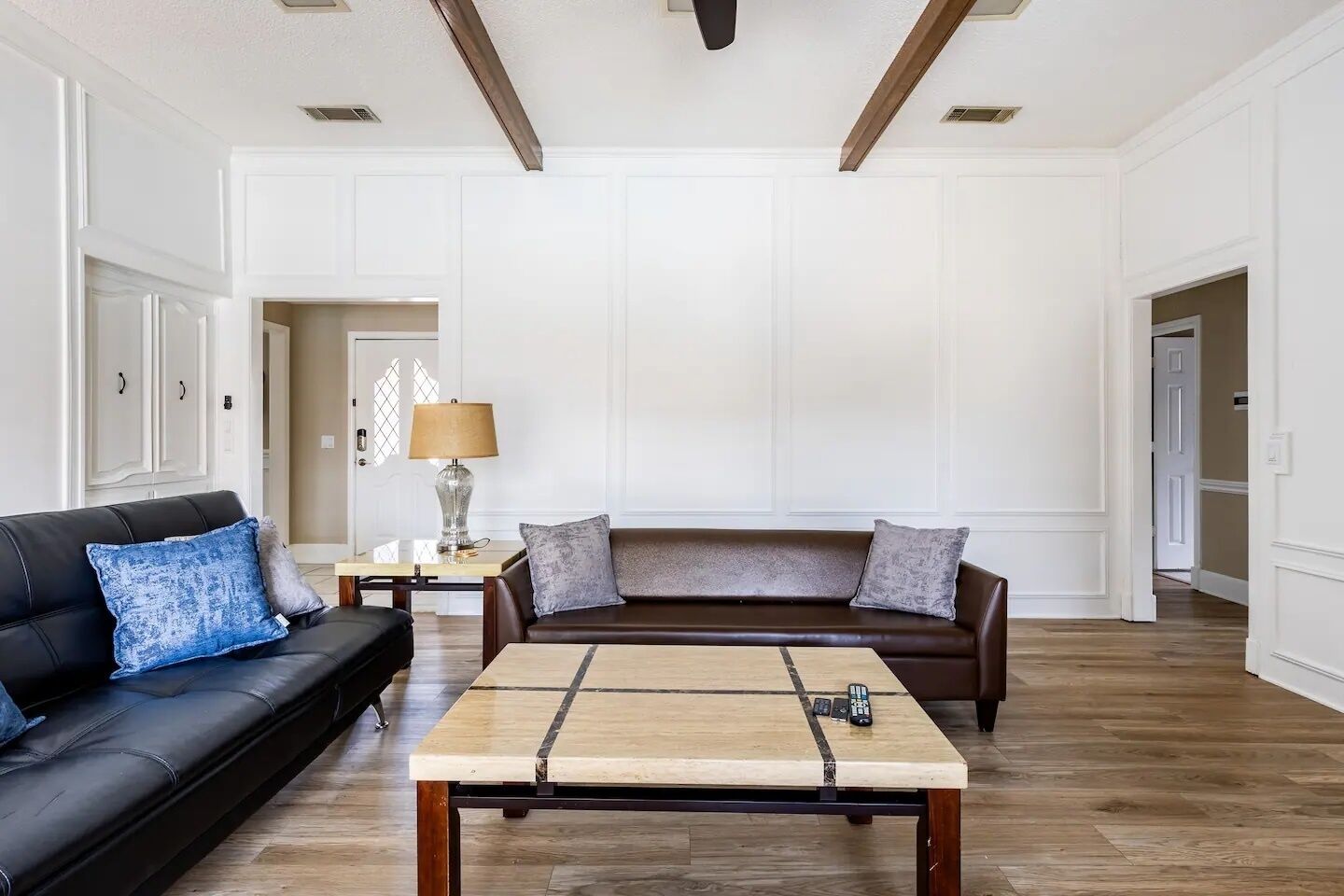 Casa De 4 Dormitorios Muy Bien Actualizada Con Piscina Privada - Garland, TX