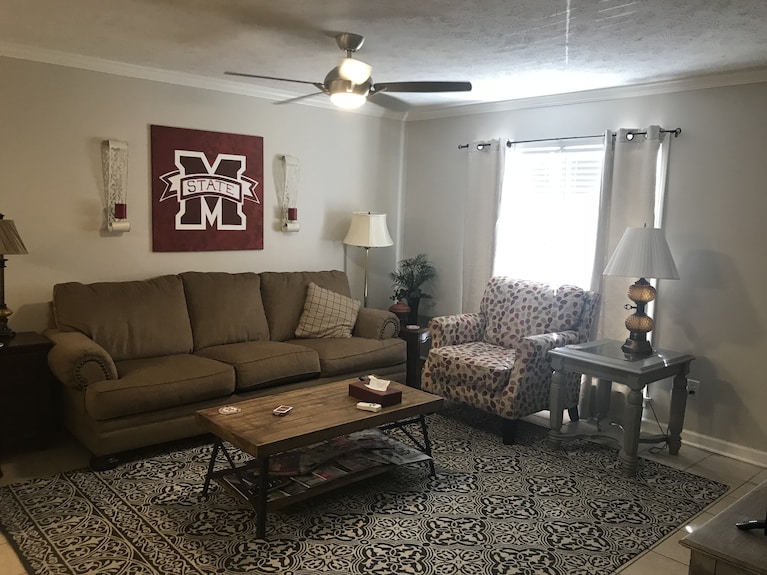 Road Dawg Condo Welcome To God's Country. - Starkville, MS