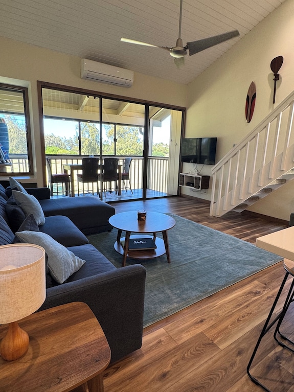 Oasis At Turtle Bay Condo & Legendary North Shore - With Split Ac -Renovated - Laniakea Beach, HI