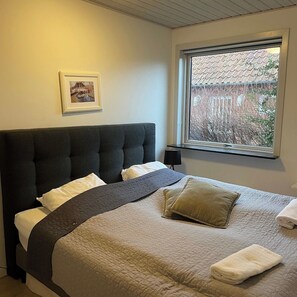 Anneks 2 | 1 quarto, Wi-Fi de cortesia, roupa de cama