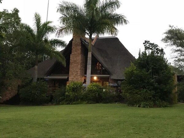 Legend Safaris - Kruger Park Lodge - Hazyview