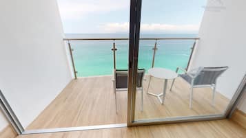 Quarto premier, de frente para o oceano | Vista do quarto