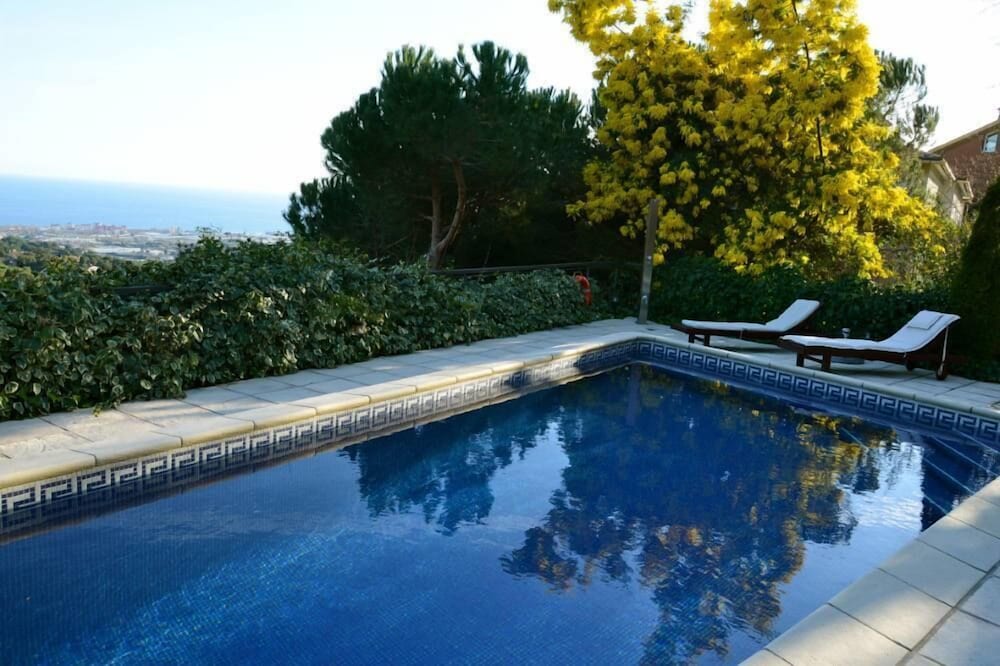 Barcelona A 20 Km. Apto. Gran Terraza Con Vistas Mar, Piscina Y Muy Tranquilo - Granollers