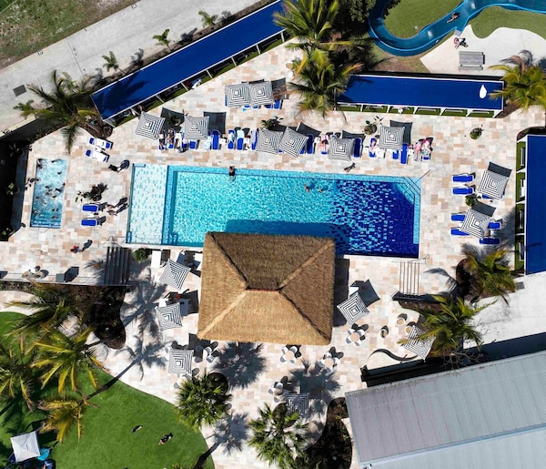 Big4 Sandstone Point Holiday Resort - 布里斯班