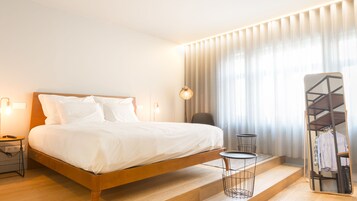 Apartamento (101) | Roupa de alta qualidade, cofre no quarto, secretária 