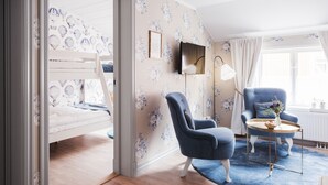 Quarto Familiar, casa de banho privativa (Anna)
