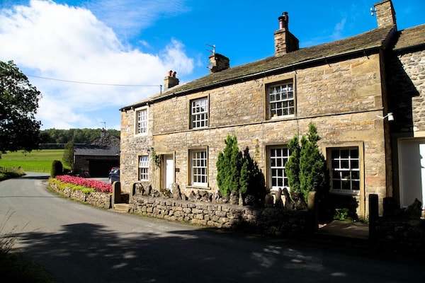 Greengrove Country House B&b - West Yorkshire
