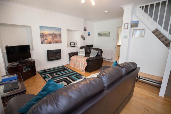 Casa (3 Bedrooms) | Área de estar | TV