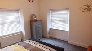 Casa (4 Bedrooms) | 4 quartos, Wi-Fi de cortesia, roupa de cama