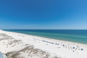 Suite, 1 quarto | Vista do alojamento