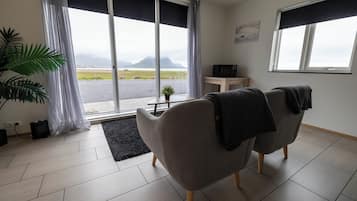 Superior Double or Twin with Mountain view and private bathroom | 1 quarto, cortinas blackout, Wi-Fi de cortesia, roupa de cama