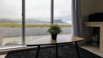 Superior Double or Twin with Mountain view and private bathroom | 1 quarto, cortinas blackout, Wi-Fi de cortesia, roupa de cama