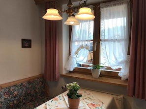Apartamento (4) | Refeições no quarto