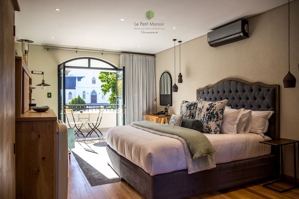 Le Petit Manoir Franschhoek - Franschhoek