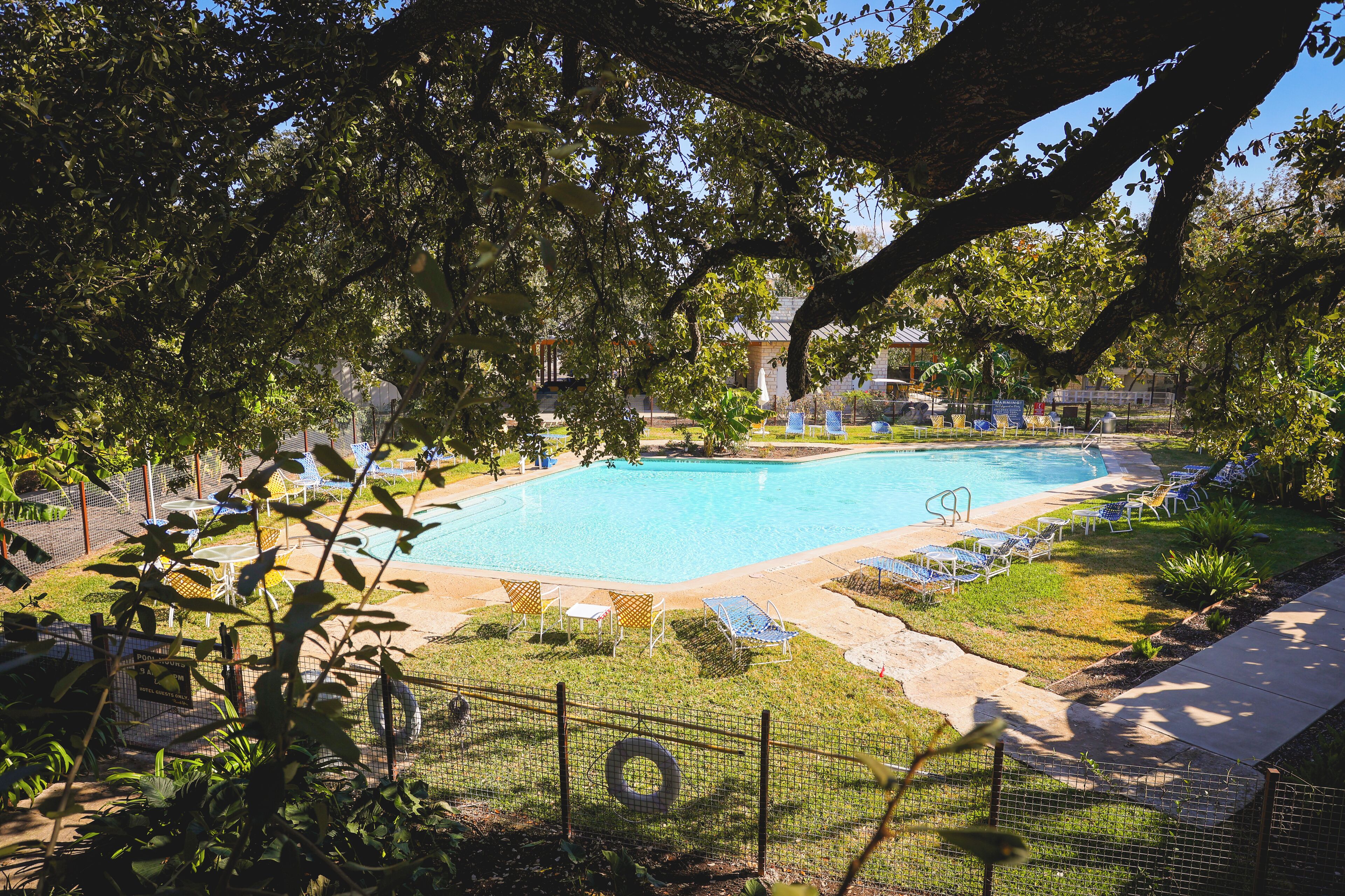 Piscina exterior sazonal 