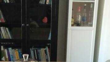 Apartamento superior, 2 quartos, acesso ao Club Lounge, vista para o parque | 1 quarto, lençóis italianos Frette, roupas de cama premium