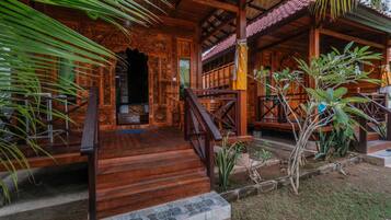 Quarto casal tradicional | Terraço/pátio