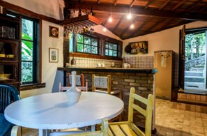 Casa Comfort, várias camas, não fumadores | Refeições no quarto