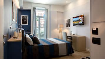 Suite Deluxe, 1 cama queen-size, Vista para a cidade | Lençóis italianos Frette, roupa de alta qualidade, minibar