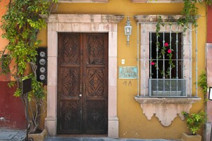 Entrada do alojamento