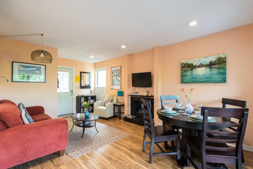 1 King Bed, Covered Deck; .33 Mi To Zilker Park & Barton Springs; @2 Mi To Dt! - Old West Austin - Austin