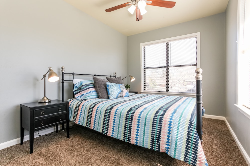 Hyde Park Historic District - Close To Everything Austin Has To Offer! - Austin, TX