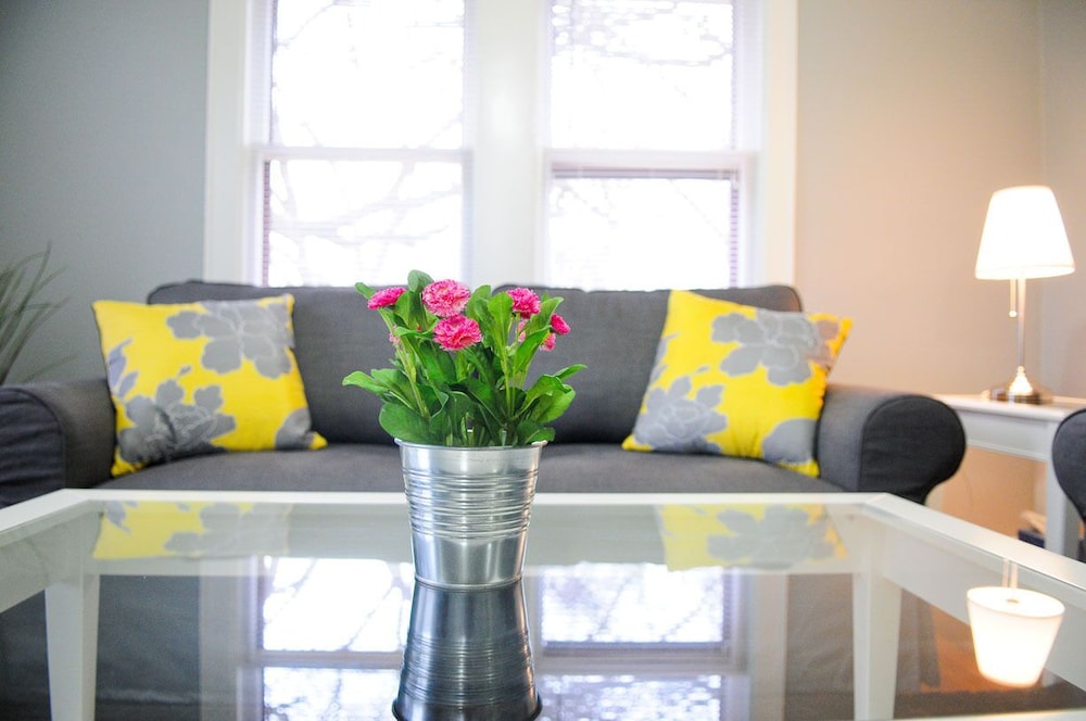 2bd / 1ba - The Treehouse - 1930's Hyde Park Home Por Ut / Downtown - Austin
