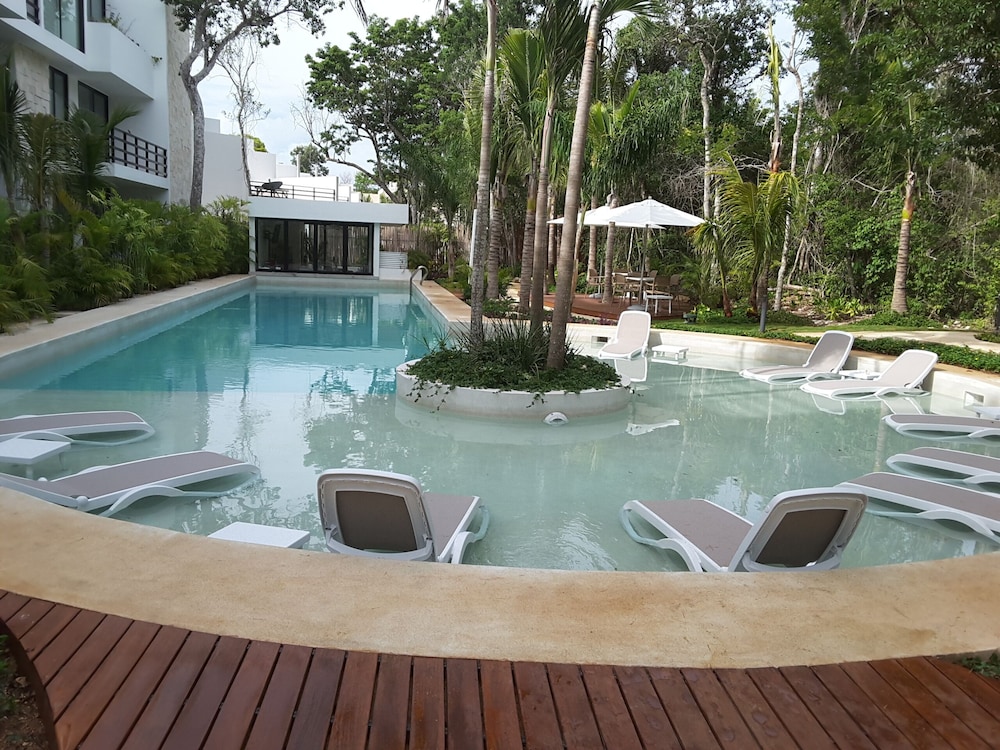 Relax In Mayan Paradise - Beach And Pga Golf Resort - Akumal