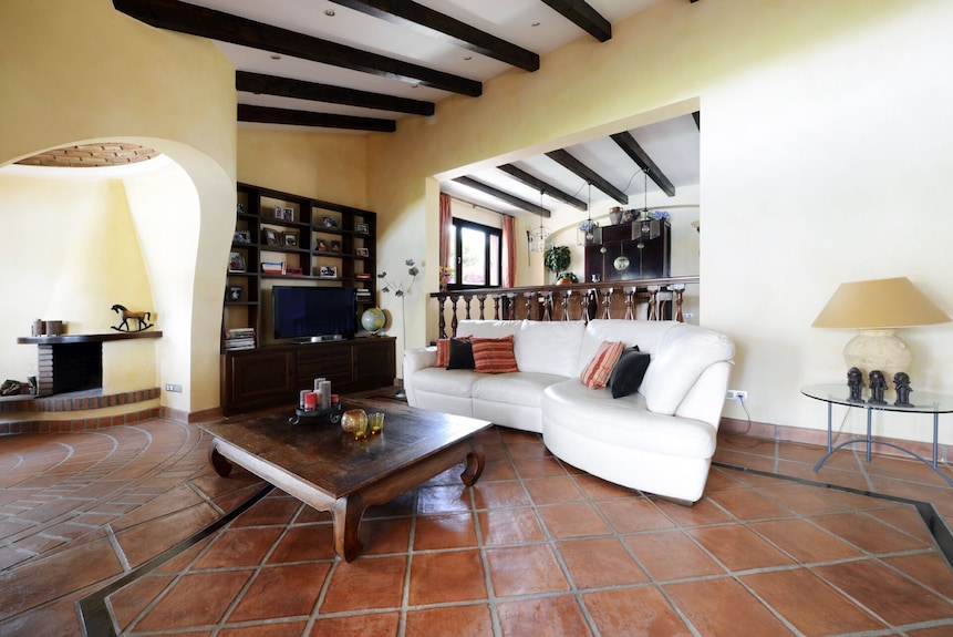 Luxury Villa In Benalmadena, Privacy, Heated Pool & Jacuzzi - Benalmádena