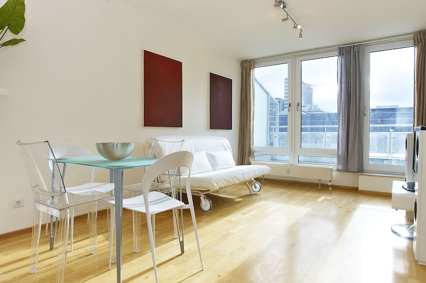 Exclusive Penthouse With Private Panoramic Terrace On The Checkpoint Charlie - Kreuzberg