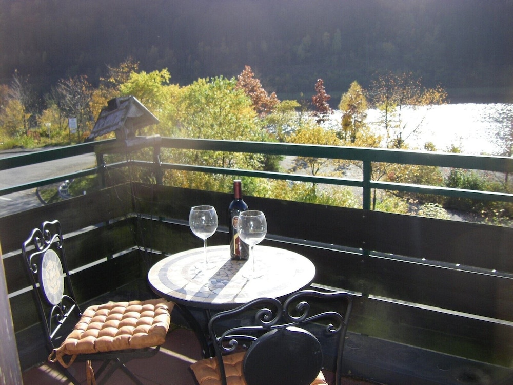 Hochwertig Ausgestattete Ferienwohnung Direkt Am Hillebach See - Winterberg