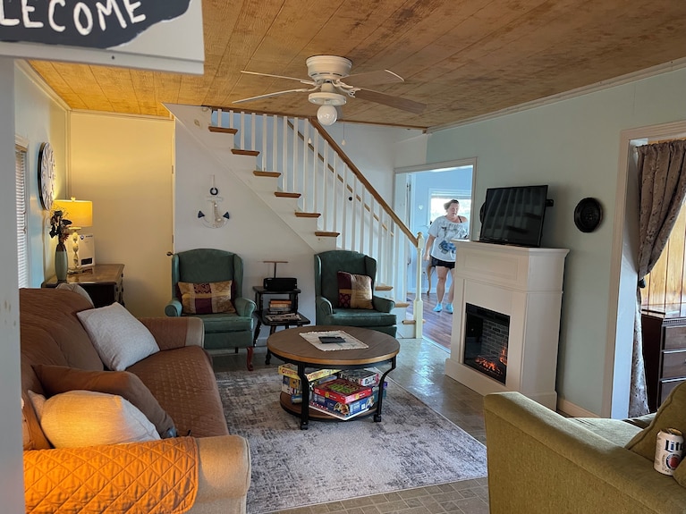 Centerview Cottage - Bath, ME