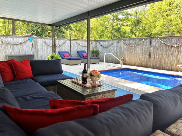 PRIVATE POOL! WALK TO THE BEACH! - Bay St Louis | Vrbo