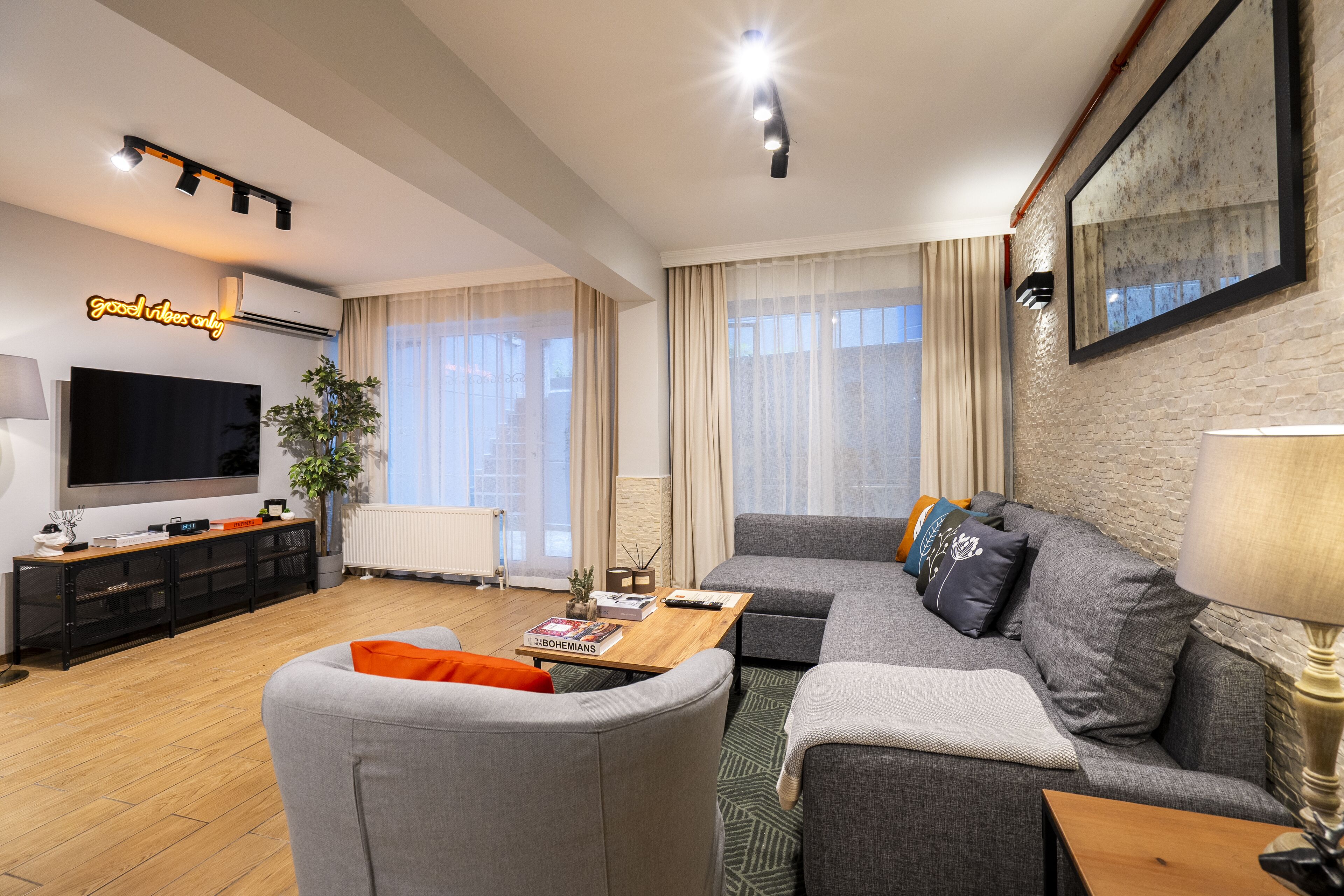 2 Habitaciones De Lujo Con Jardín Privado En Galata - Estambul