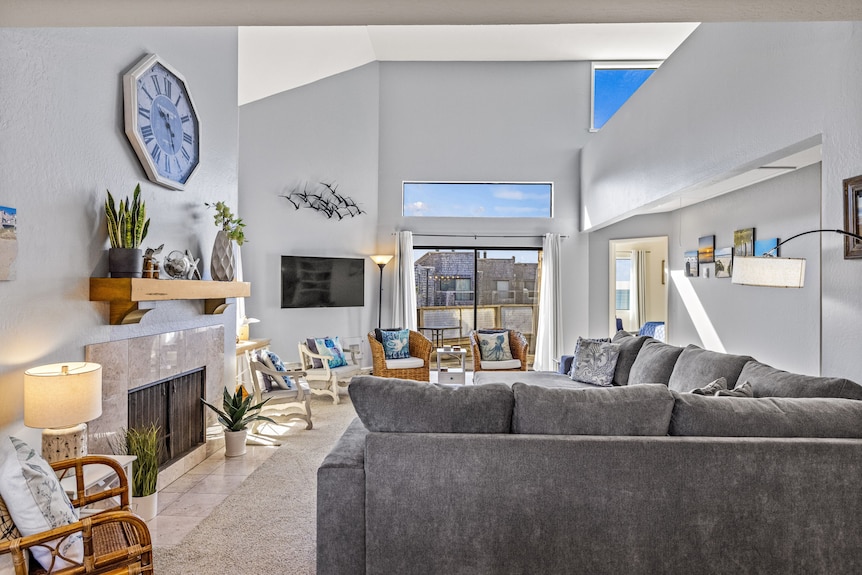 Beach Condo Shorebirds 263 - Sunset State Beach, CA