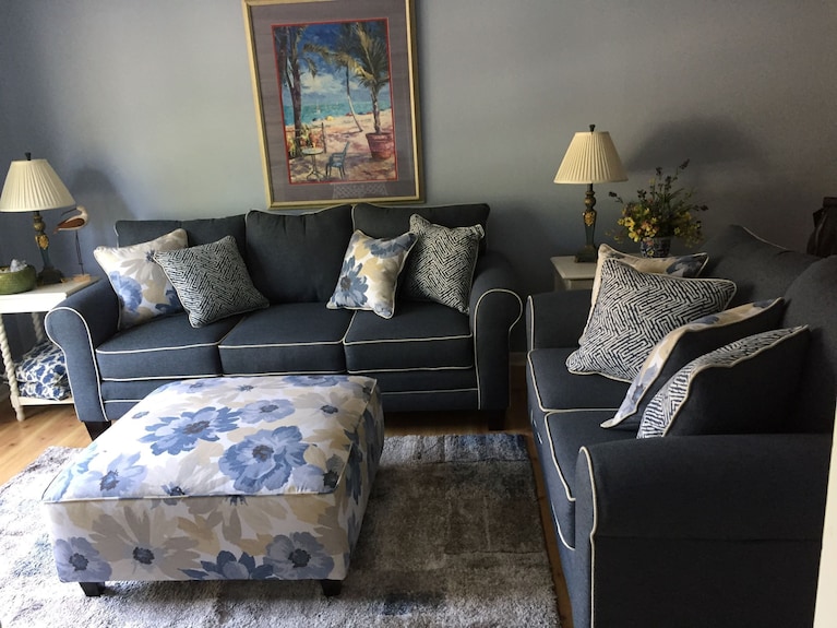 Family Oriented - 2 Bdm 2 Bth, Tv's, Wifi, Balcony, Poolside, Club House, Beach - 힐턴 헤드 아일랜드