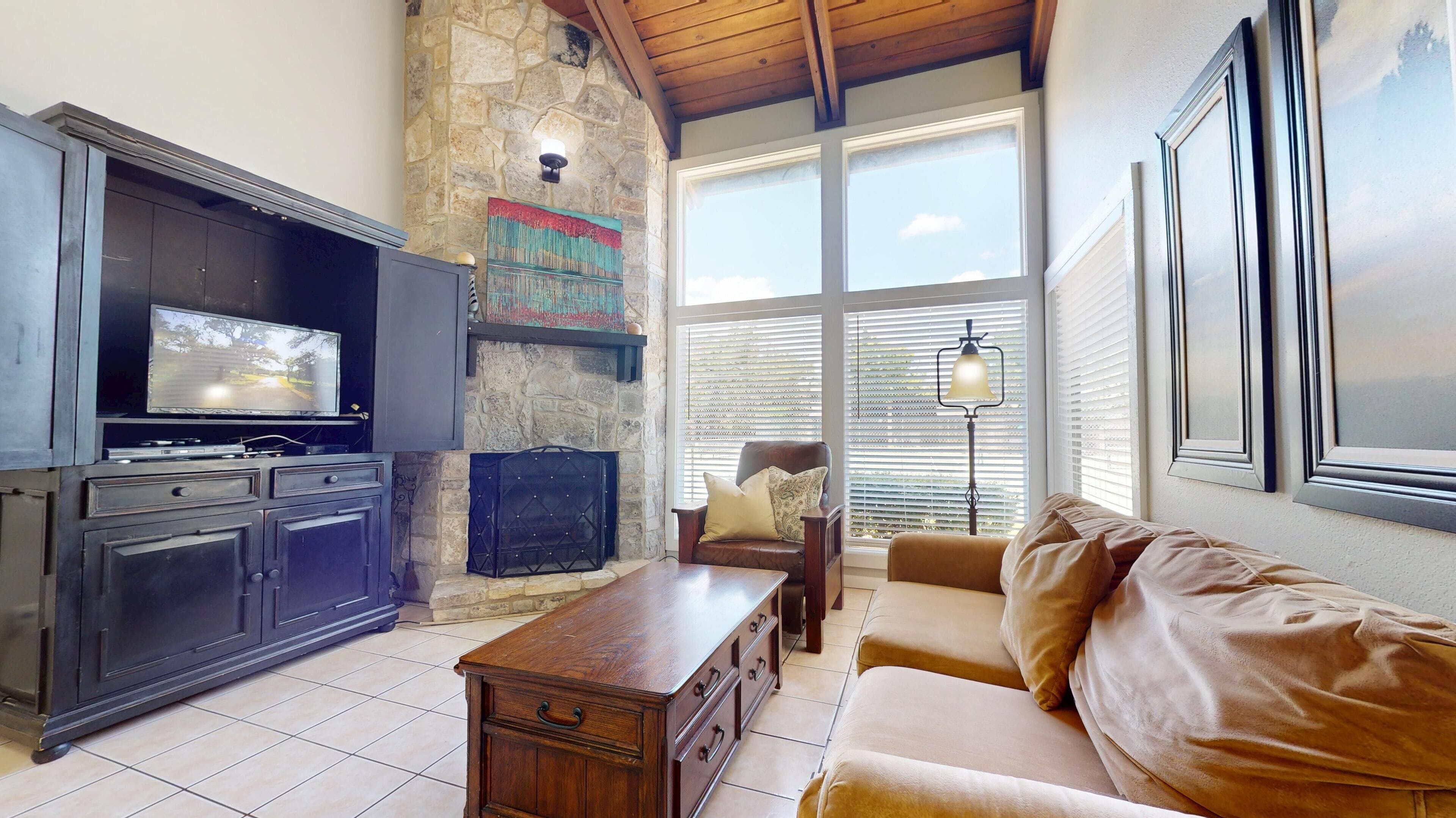 Nestled In The Texas Hill Country Tbm 104 - New Braunfels, TX