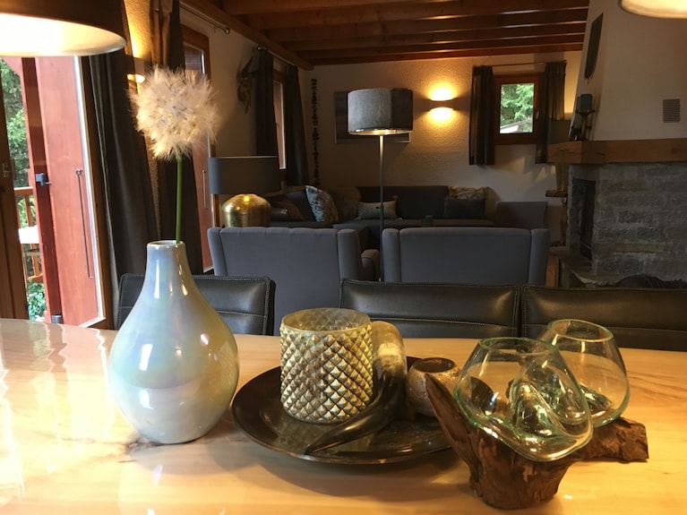 Chalet De Esquí Independiente De Lujo Para 12 Personas En Las Pistas En El Corazón De La Zona De Esquí - Vaujany