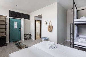 Secretária, cortinas/cortinados opacos, Wi-fi grátis