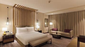 Suíte executiva, 1 cama King (1 king bed) | Roupas de cama de algodão egípcio, roupas de cama premium, frigobar