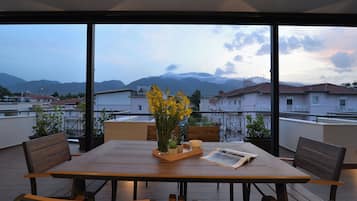 Suite Panorâmica, não fumadores, lanai (alpendre havaiano) | Terraço/pátio interior