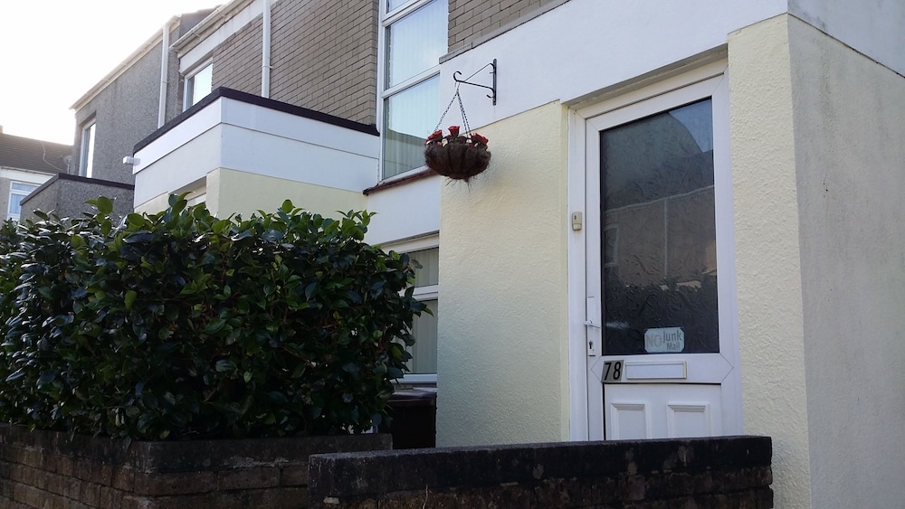 Holiday Home In Plymouth - Plymouth