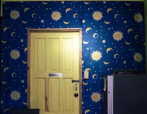 Tiny House Blue Hole , 1 Double Bed | Ferro/tábua de engomar, Wi-fi grátis, roupa de cama fornecida