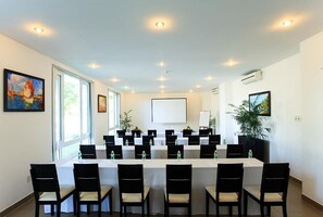 Café da manhã, almoço e jantar